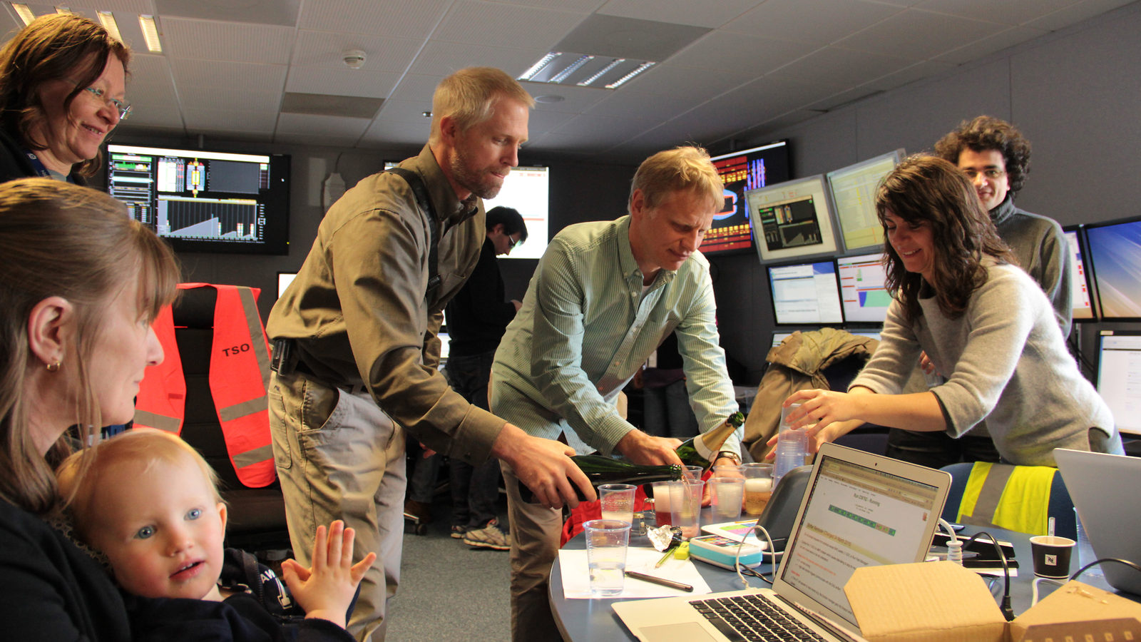 LHC holiday shift | symmetry magazine