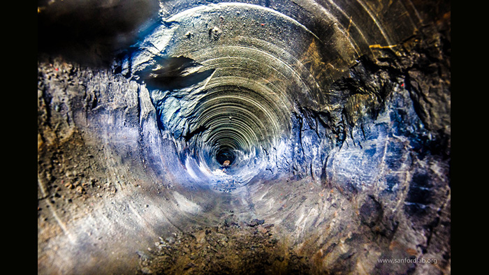 Image: SURF art show: Bore hole | symmetry magazine