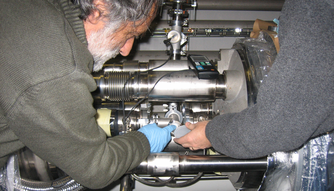 Photo: Ping-pong test | symmetry magazine